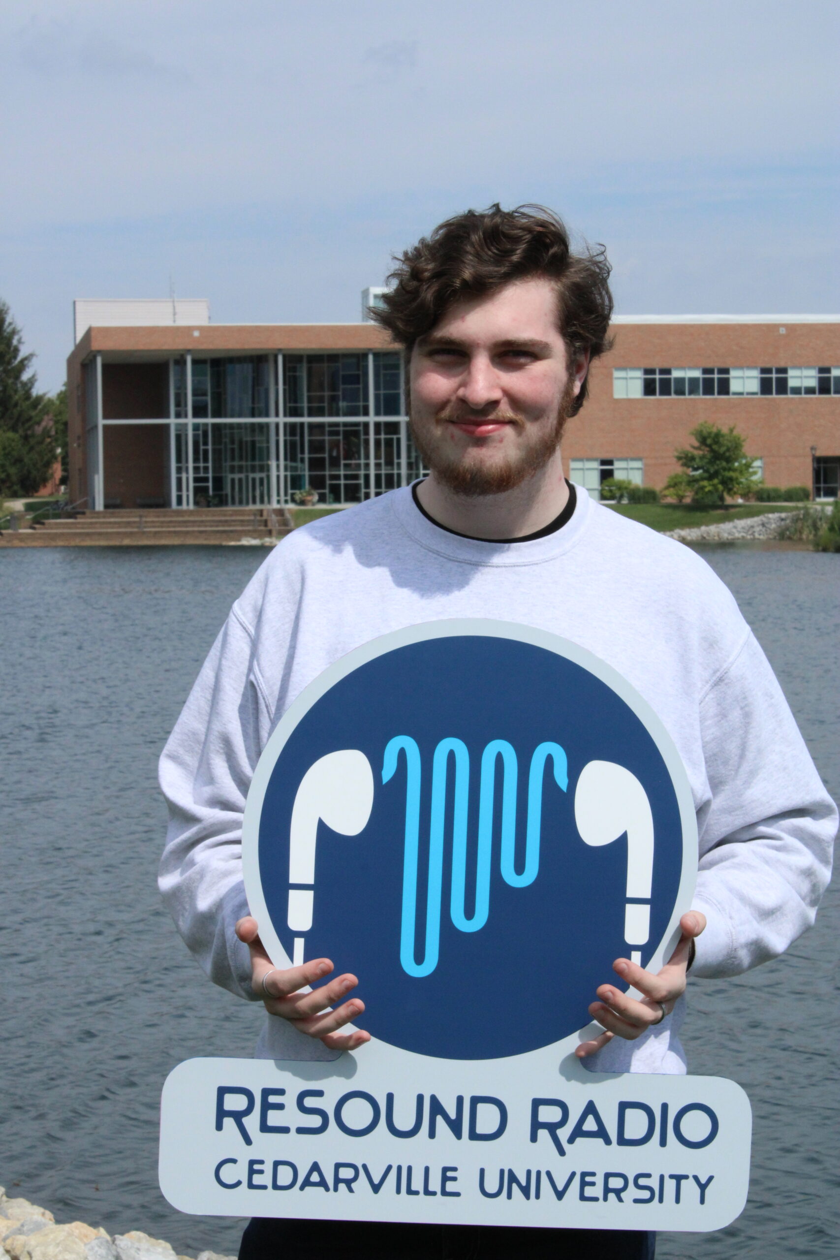 Resound Radio – Your Music. Your Faith.